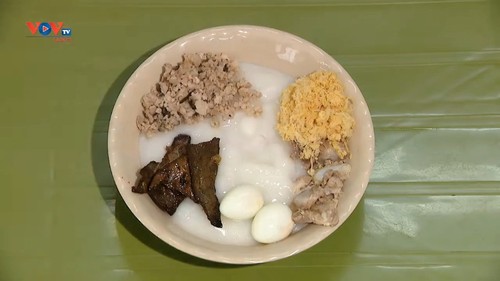 Pork rib congee – a Hanoi street food