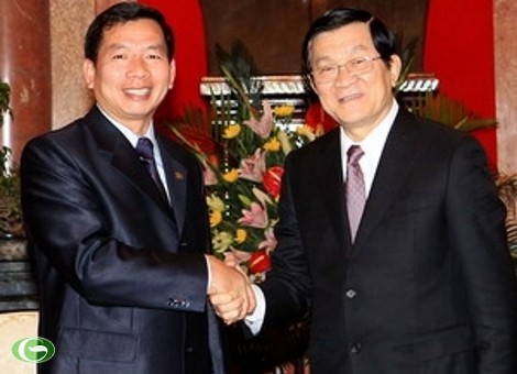State President Sang received the Chief Judge of the Lao Supreme People ...
