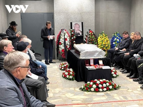 Vietnam Embassy pays tribute to Russian scholar Grigory Lokshin