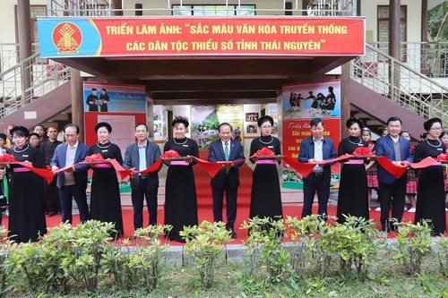 Quảng bá du lịch Thái Nguyên qua triển lãm ảnh “Sắc màu văn hóa truyền ...