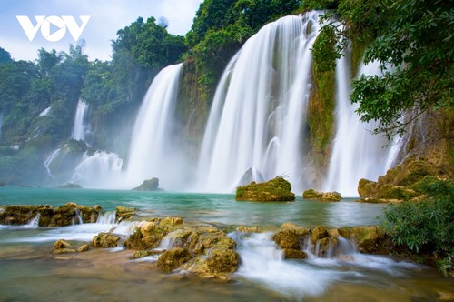 Southeast Asia’s largest waterfall