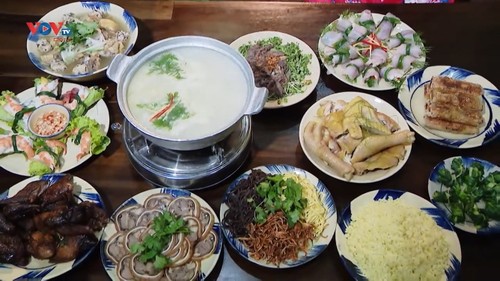 Fish porridge, a delightful dish for Tet