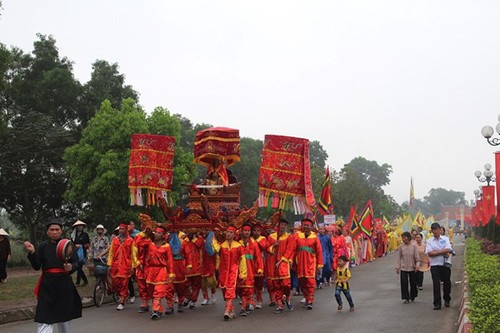 Bach Dang, a historic river