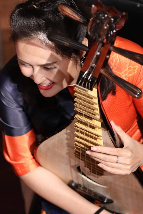 Devoted artist nurtures young Vietnamese’s love for “Dan Ty Ba”