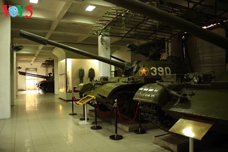 Historic tank 390