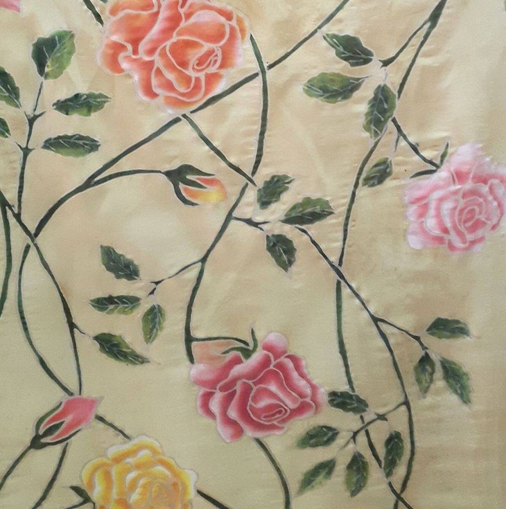 Silk painting with natural dyes