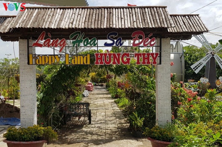 Sa Dec village, flower capital of the Mekong Delta