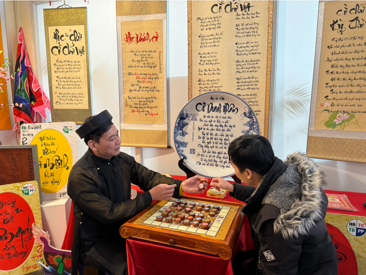 Vietnamese word chess, a fun new game